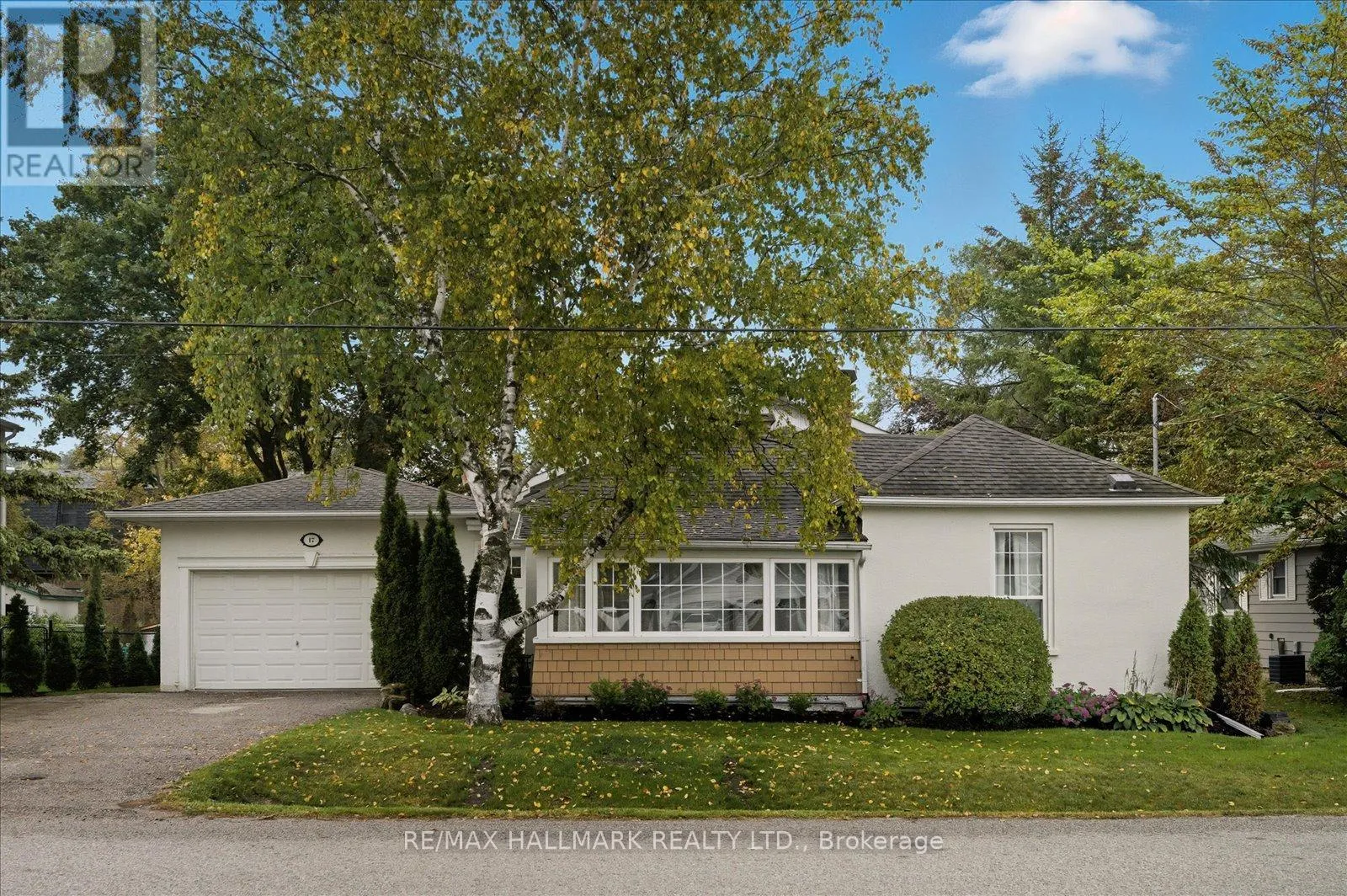 $1,099,000 - 17 MILL STREET, East Gwillimbury Ontario L0G 1M0, Canada ...
